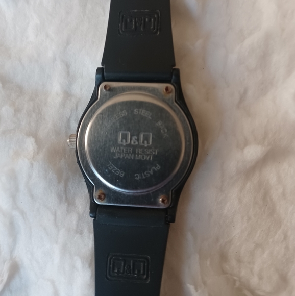 Citizen | Accessories | Q Q Citizen Quartz Watch Vintage Timepiece ...